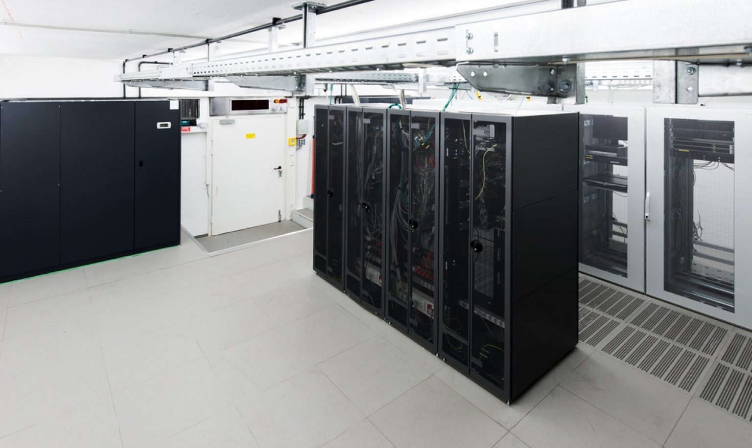 Jenis Data Center dan Penjelasan Lengkapnya